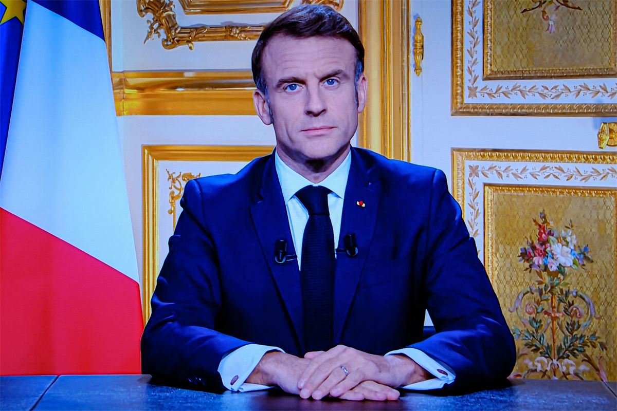 Why Did the French Government Collapse Again? Economic Crisis, EU ...